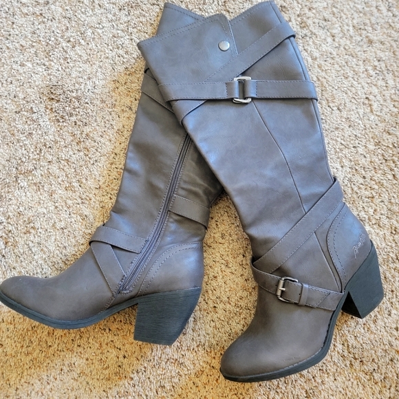 Blowfish | Shoes | Blowfish Grey High Boots With Heel | Poshmark